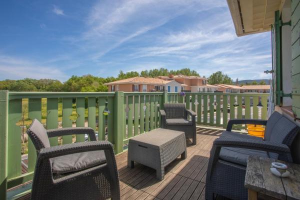 T3 Au Calme Avec Terrasse - Cogolin