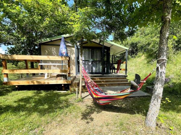 Chalet Accueillant Animaux - 4 Pers. - Api-1-52-2375 - Ardèche