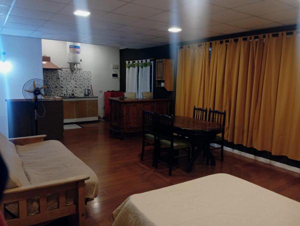 Monoambiente Grande Y Luminoso En El Bosque De La Plata - La Plata