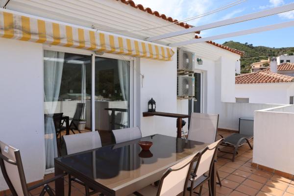Spacious Penthouse With Balcony - Costa del Sol