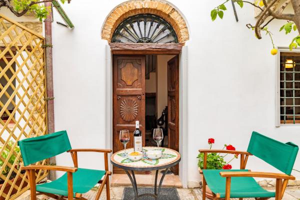 Il Borgo - Casa Ottocentesca - Baunei