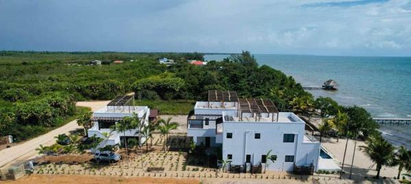 Casas De Buena Fe – Entire Property - Placencia