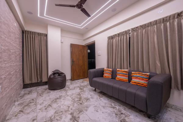 Runway Retreat Rooftop Swing, Airport View - Kempegowda Airport Bengaluru (BLR)