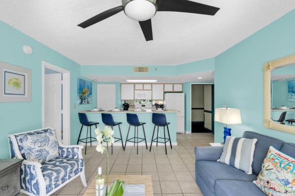 Seas The Breeze, Poolside Condo Near The Beach - Splash Park, Jay