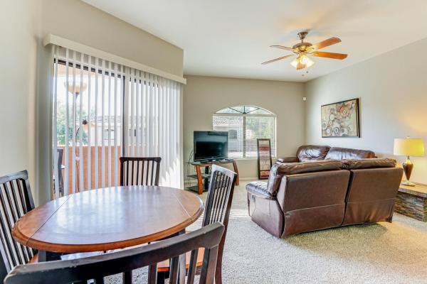 3 Mi To Camelback Ranch: Condo W/ Pool Access - Avondale, AZ