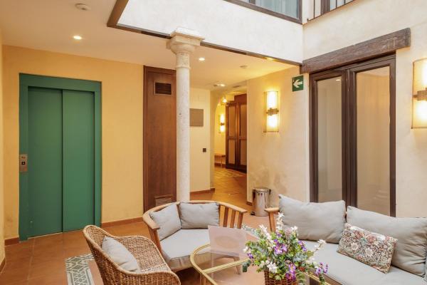 San Pablo Suites - Seville