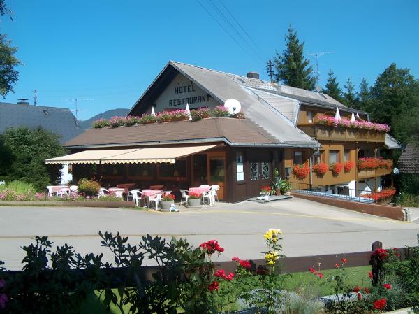 Hotel Bären - Drei Sterne - Titisee-Neustadt