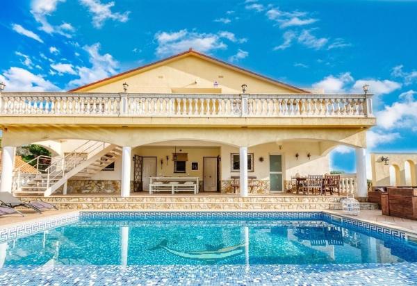 Costacabana - Villa Madonna - Lloret de Mar
