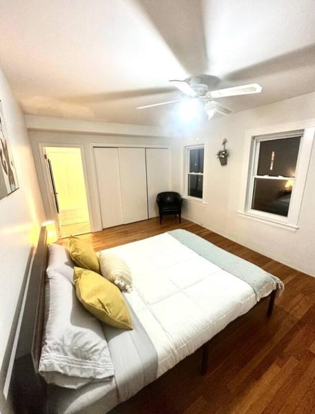 -No39- Peaceful Room In A House - Private Bathroom - 20 Minute Bus Ride To Harvard Square - Convenient Location At Watertown Boston - Belmont, MA