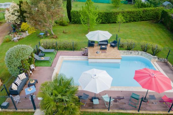 Maloan, Gite Avec Piscine - Périgord