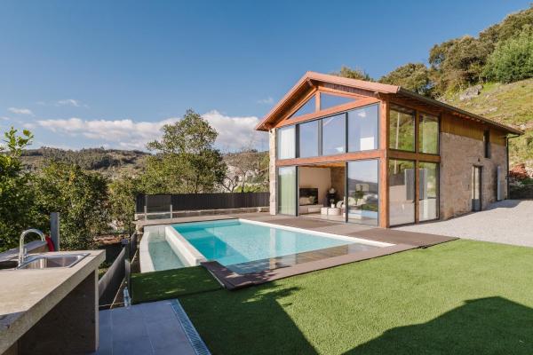 Dunas E Abraços - Braga