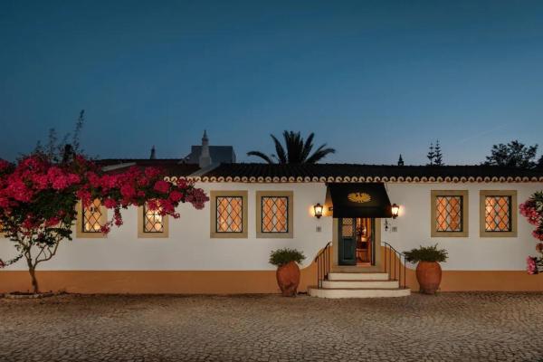 Liberal Wing Villa - Alvor