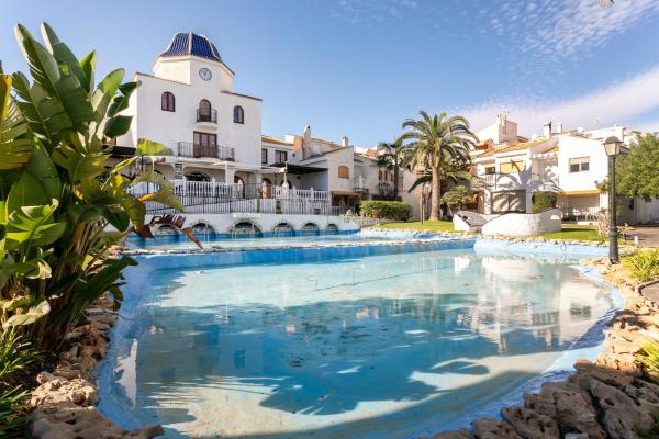 Casa En La Playa Con Piscinas Costa - Torrellano