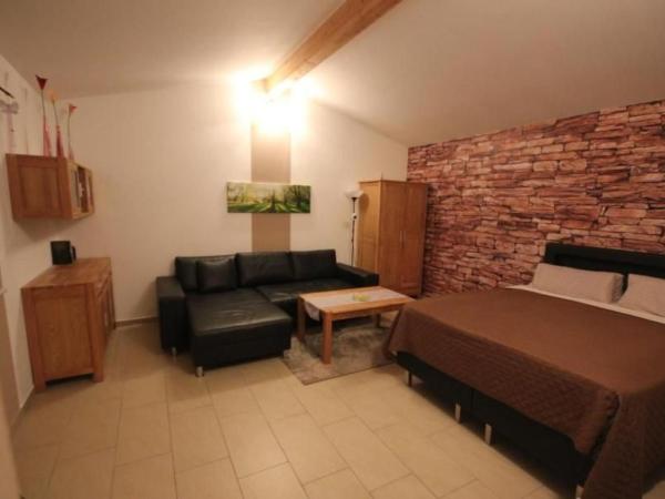 Apartment In Ludorf Mit Garten Und Terrasse By Interhome - Müritz