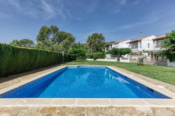 Casa 3 Dormitorios Con Piscina - L'Escala