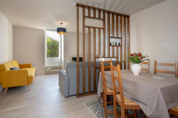 Gite La Maison Du Soyeux Ga - Les Abrets