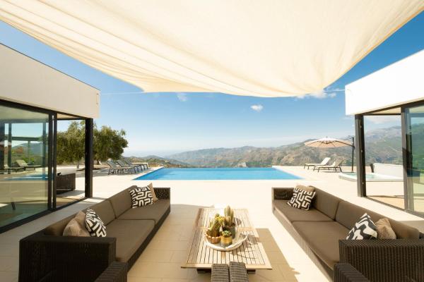 Hill House Spain -Villa Casa Blanca - Salobreña