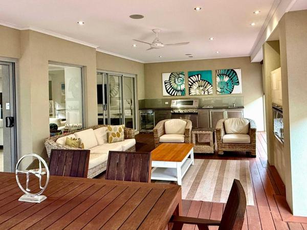 15 Luxury Exec Living Outdoor Oasis 4br & Parking - オーストラリア パース