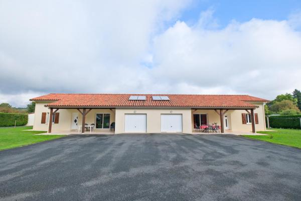 L'enclos Avec Piscine Et Clim - Périgord