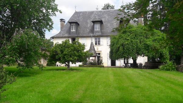 Chateau De Chaunac - Corrèze