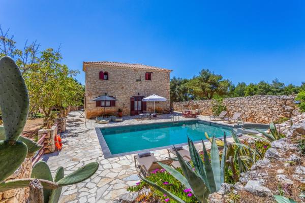 Villa Ira - Greece