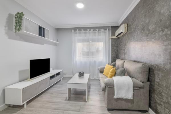 Grey House - Huelva