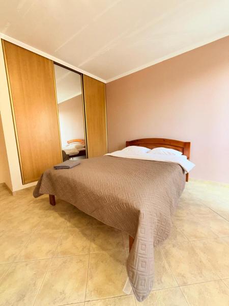 1 Double Budget Room Center Park - Chișinău