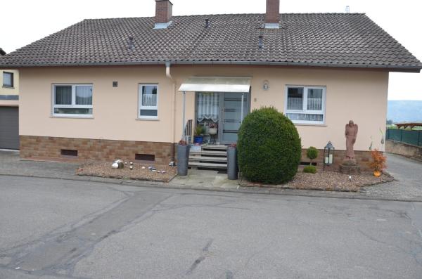 Collenberger Ferienwohnung Schäfer - Miltenberg