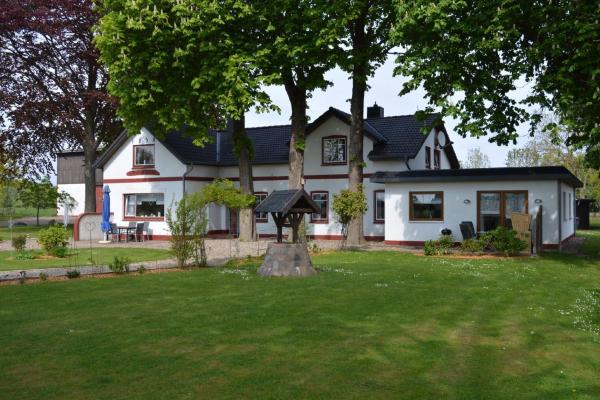 Ferienwohnung Kastanienhof - Hasselberg
