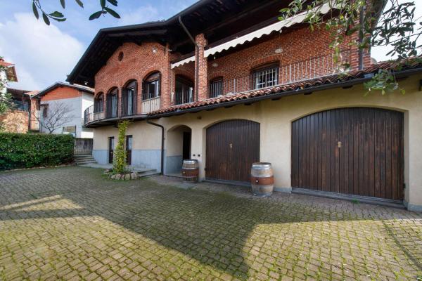 Villa Bruno Selvago In Lessona - Biella