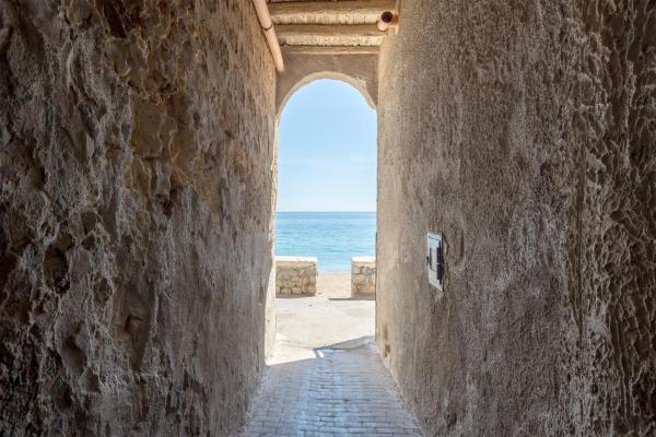 Una Porta A Mare - Palermo