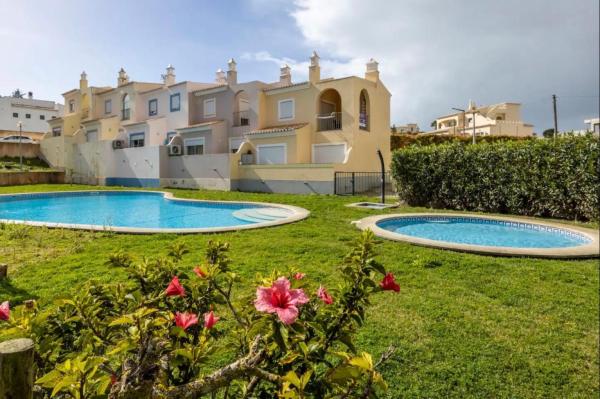 Casa Cláudia - Cond Atalaia - Praia da Luz