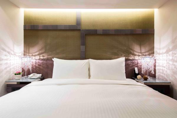 雙連站2min 乾淨雙床房 Shuanglian Mrt Twin Room - Taipei
