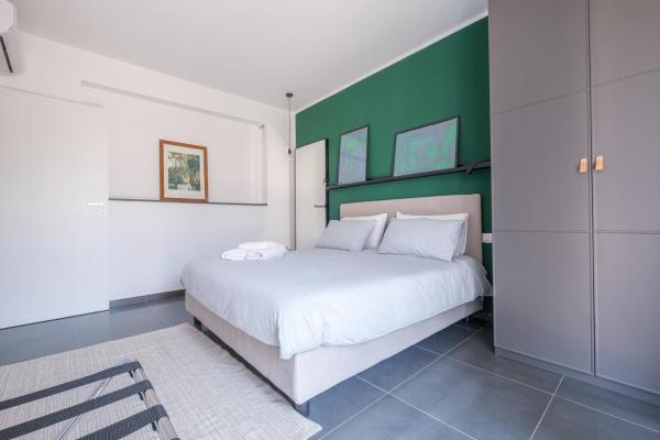Ninai Sea Holiday Apartment 2 - Roccalumera