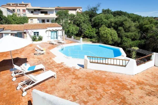 Charming House In San Pantaleo - Arzachena