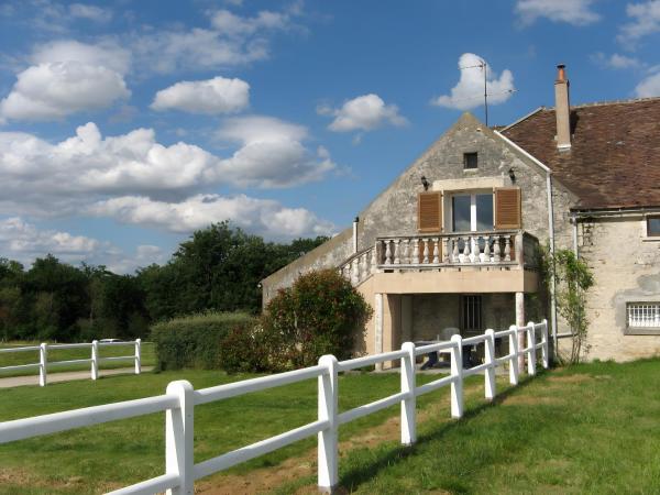Haras De La Fontaine Datcha - Souppes-sur-Loing
