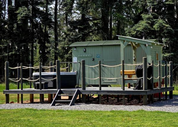 Firbank Park Shepherd Huts - Aboyne