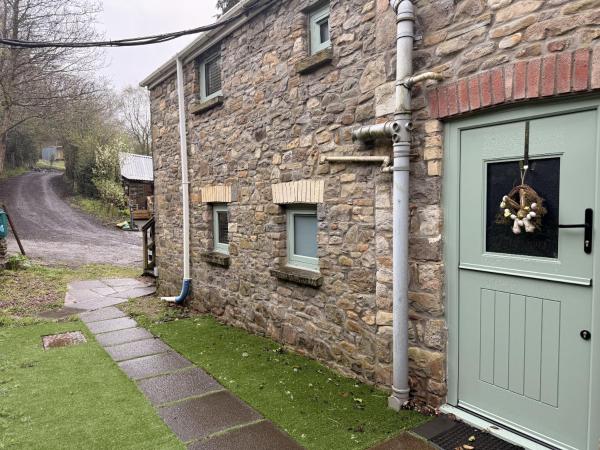 Tunnel Cottages - South Wales