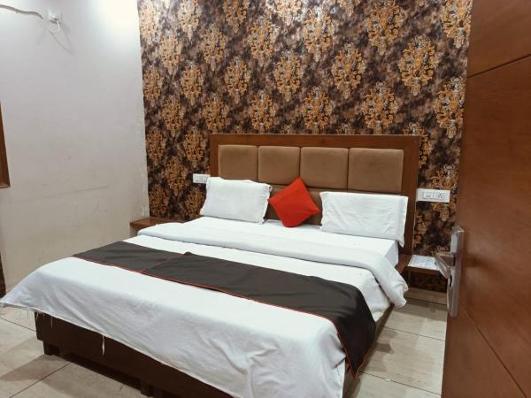 The Urban Garden Inn - Chandigarh