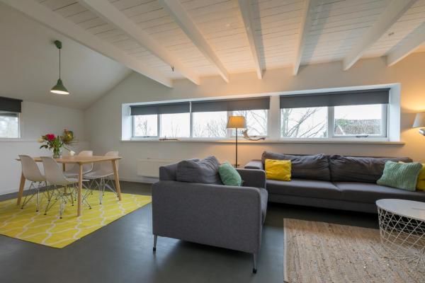 Apartment - Kon. Emmaweg 6 Vrouwenpolder - Vrouwenpolder