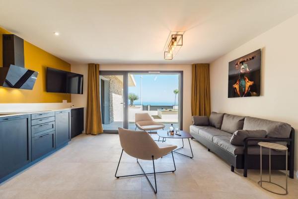 Très Bel Appartement En Bord De Mer - Les Pieds Dans L'eau - Plérin