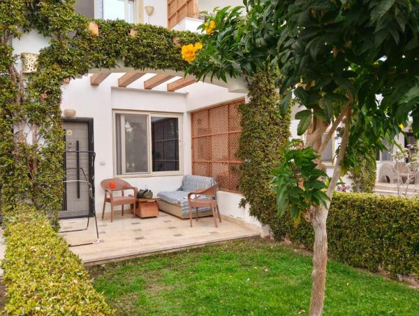 Cosy Studio On The First Floor With Lovely Terrace And Personal Garden Area, Pool View And Free Beach Access In Sharm Hills Resort - Sharm El-Sheikh