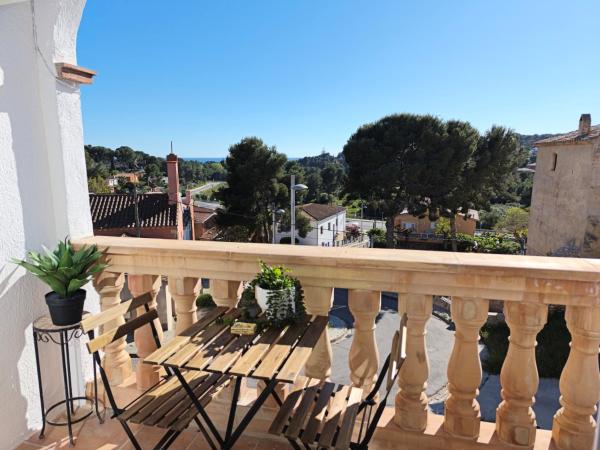 Easy And Free Parking Right In Front Of The Building La Pubilla Apartment - Tarragone