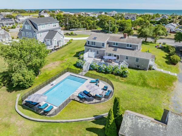 128 Lower County Road Dennis - The Moor-a-sea - Dennis