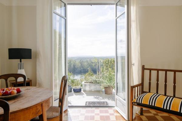 Serene Stylish House On The Seine - La Roche-Guyon