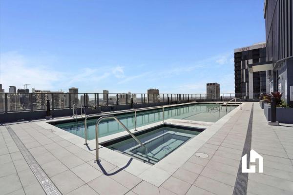 Skyline View Condos With Pool & Gym - Coral Gables, FL