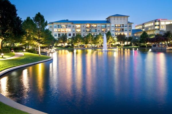 King-size Boutique Home - The Colony, TX