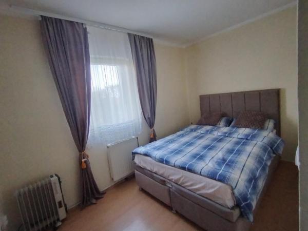 Georgije's Apartment - Aéroport de Belgrade Nikola Tesla (BEG)
