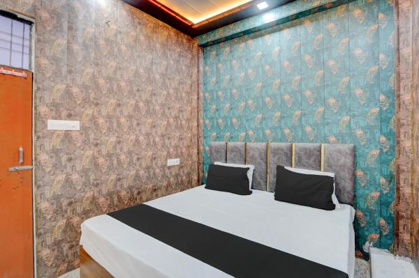 Hotel O Lotus - Kanpur