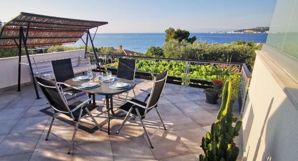 Apartment Karmen Sa Pogledom Na More - Piran